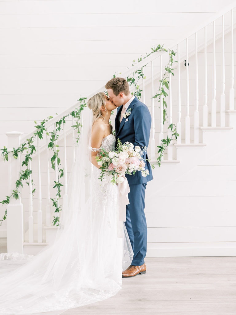Austin + Goda: Married - Michaela Mantarian