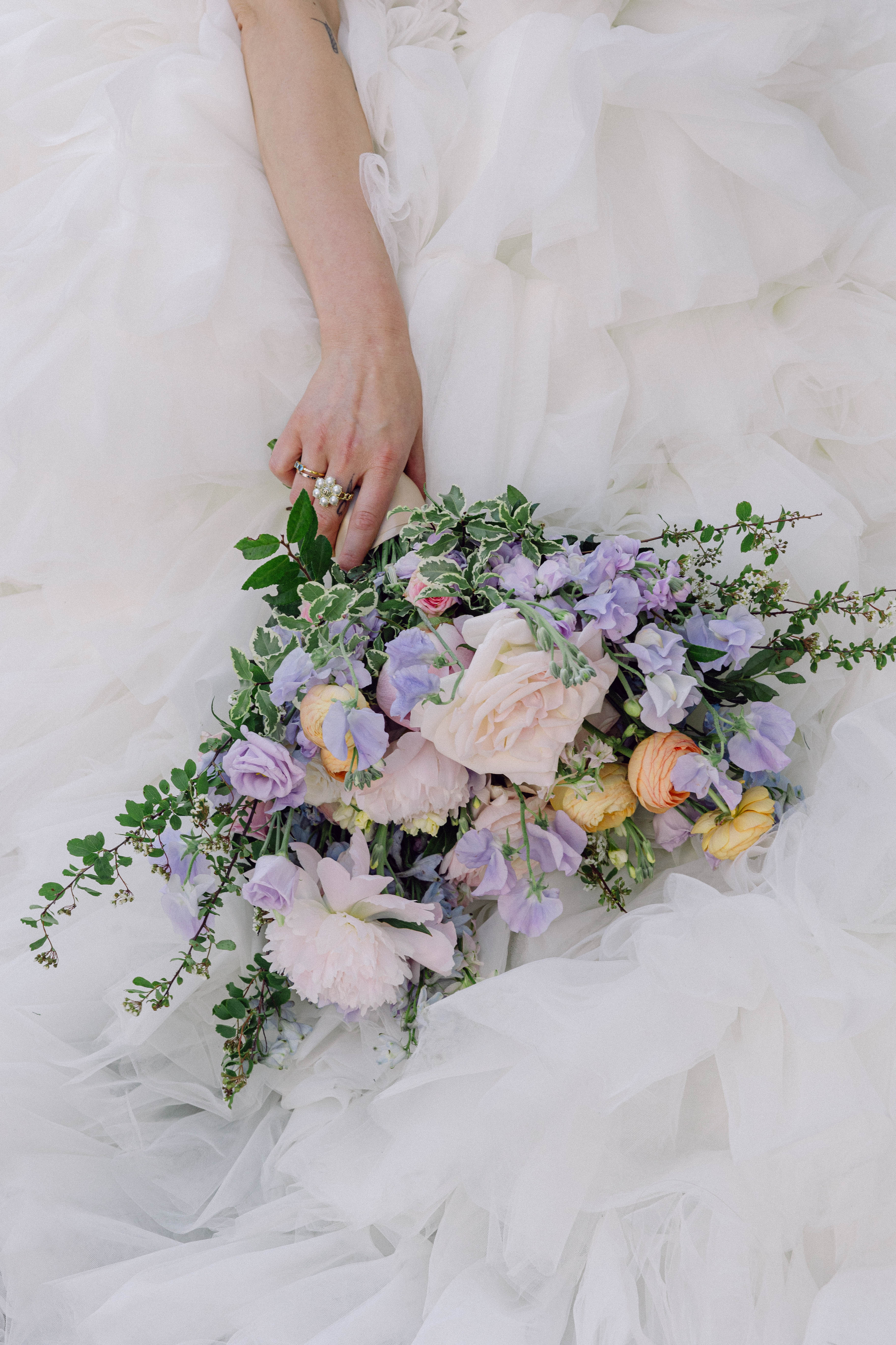 Dreamy Pastels: Caroline and Michael's Chicago Wedding Floral Design ...