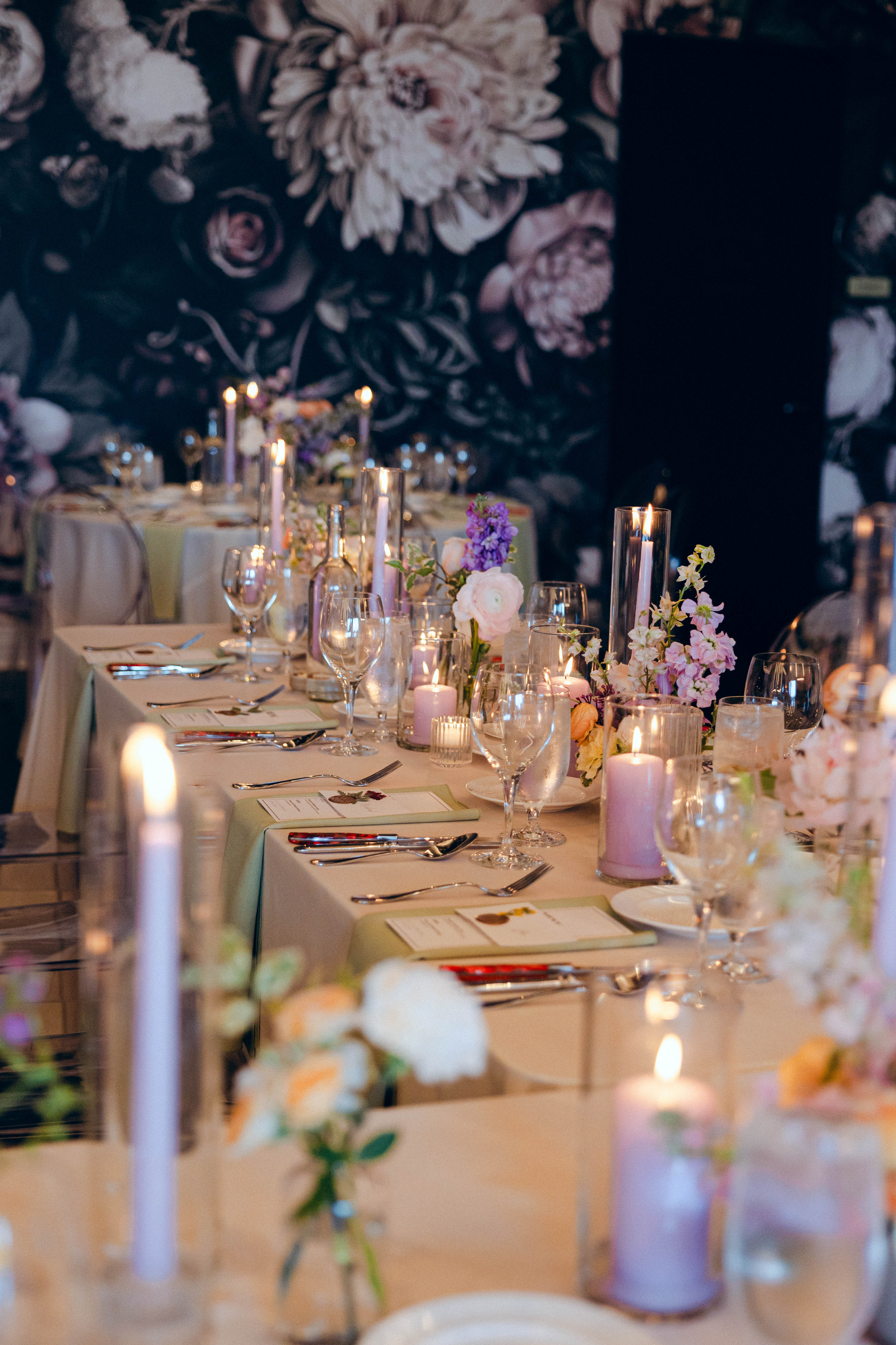 Dreamy Pastels: Caroline and Michael's Chicago Wedding Floral Design ...