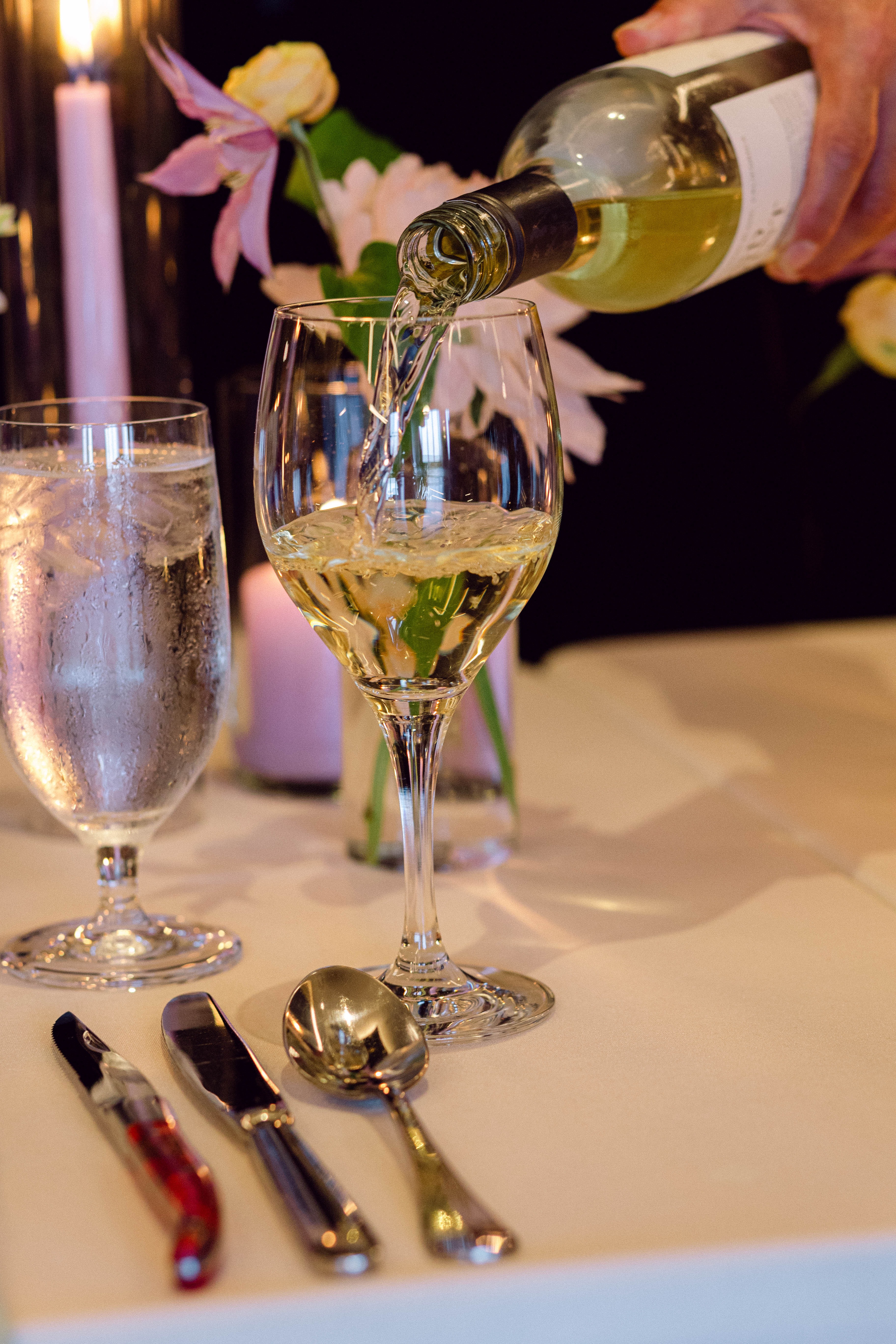 Dreamy Pastels: Caroline and Michael's Chicago Wedding Floral Design ...