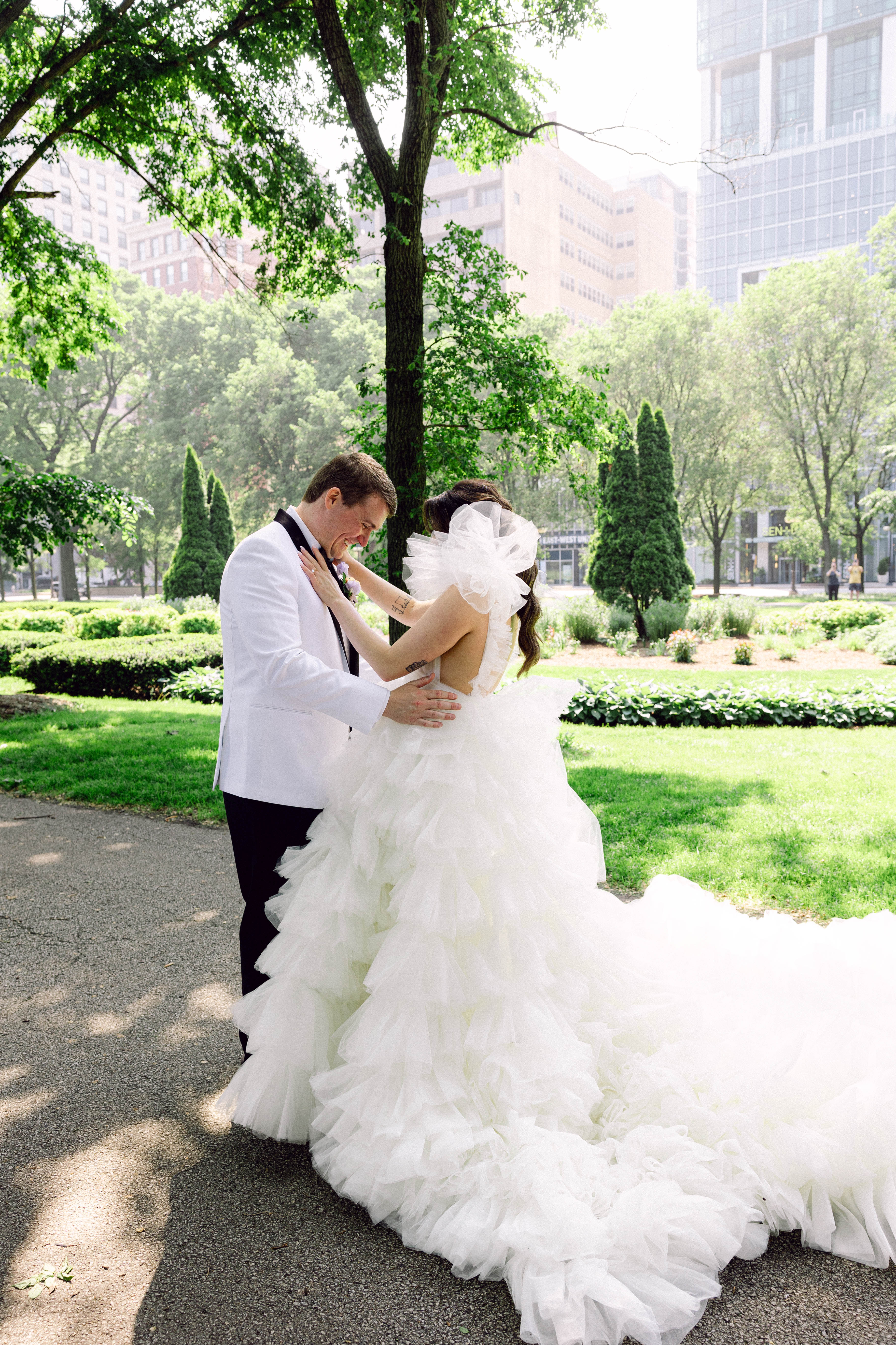 Dreamy Pastels: Caroline and Michael's Chicago Wedding Floral Design ...